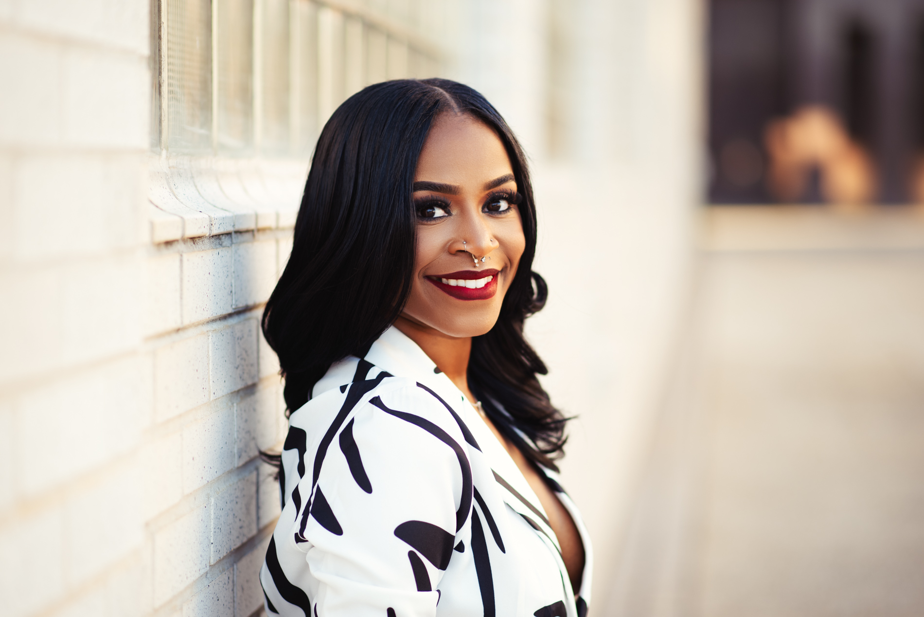 5 Signs It’s Time to Update Your Headshot - Belinda Vickerson